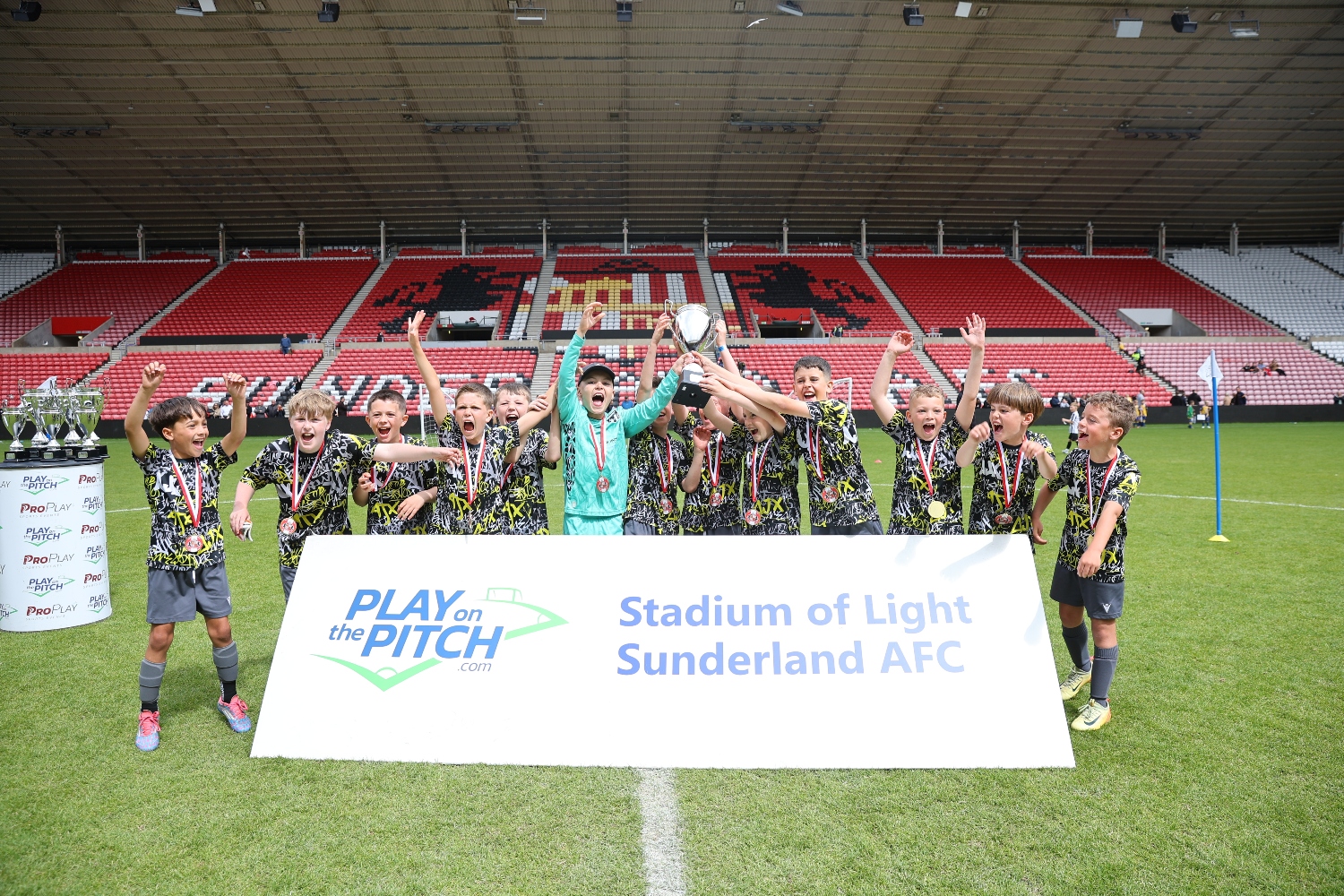 Products - Play on the Pitch - Play On The Pitch